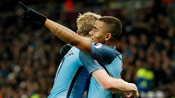 [EPL 23R] 크라우치 최고령 100호골...맨유, 헐시티와 무승부 무기력