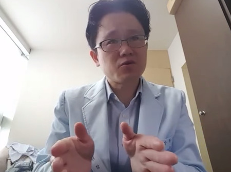 '양심치과' 강창용 의사, 눈물 흘린 이유