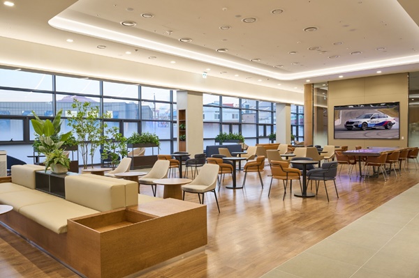 BMW 군포 서비스센터 오픈…복합문화시설 조성