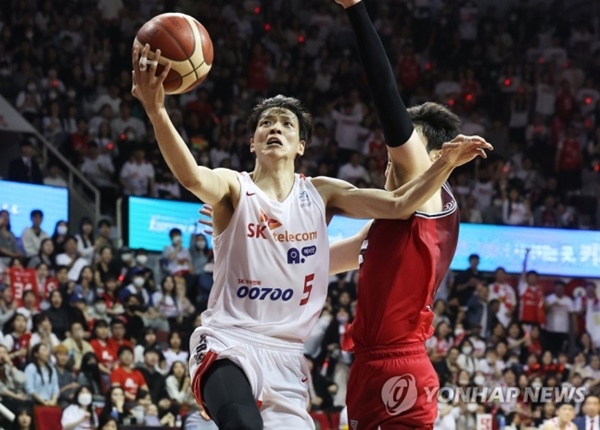 프로농구 KGC, SK와 7차전 끝 통합우승…MVP 오세근