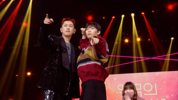 ‘오날오밤’ 이찬혁, 츄 에너지에 입꾹닫? 상극 시너지