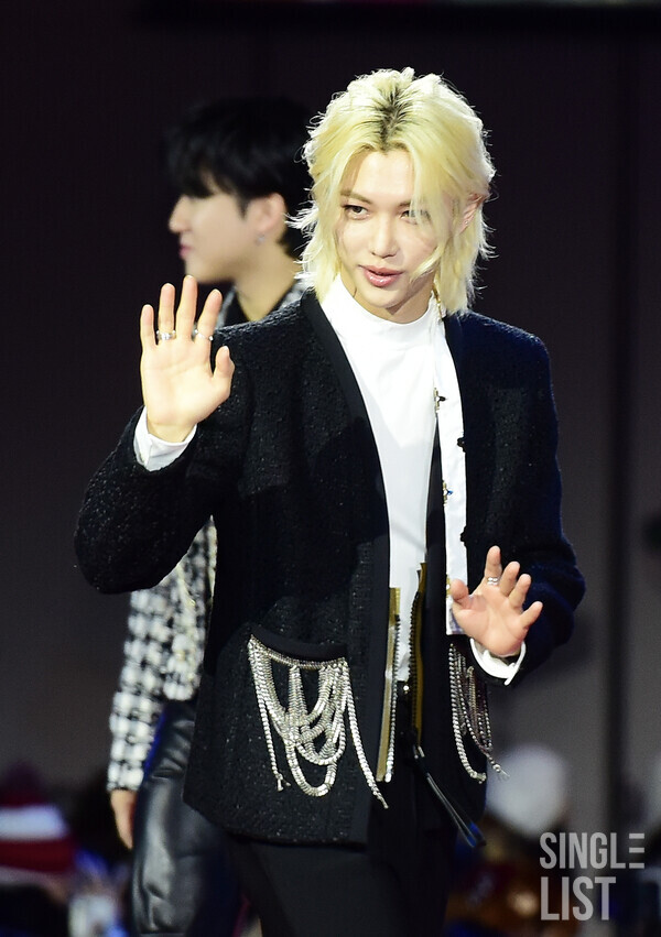 스키즈 필릭스, ‘선행의 아이콘’ 핫초코처럼 따뜻한 아이돌 1위