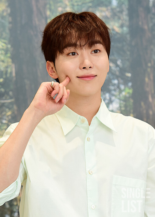 [포토] 세븐틴 승관 '캐럿들 향한 애교'