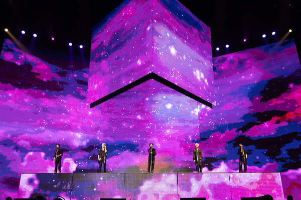 WayV, 첫 단독 콘서트 투어 순항...뜨거운 글로벌 인기