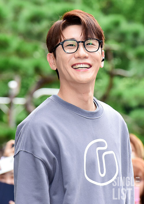 [포토] 영탁 '슈퍼슈퍼해'