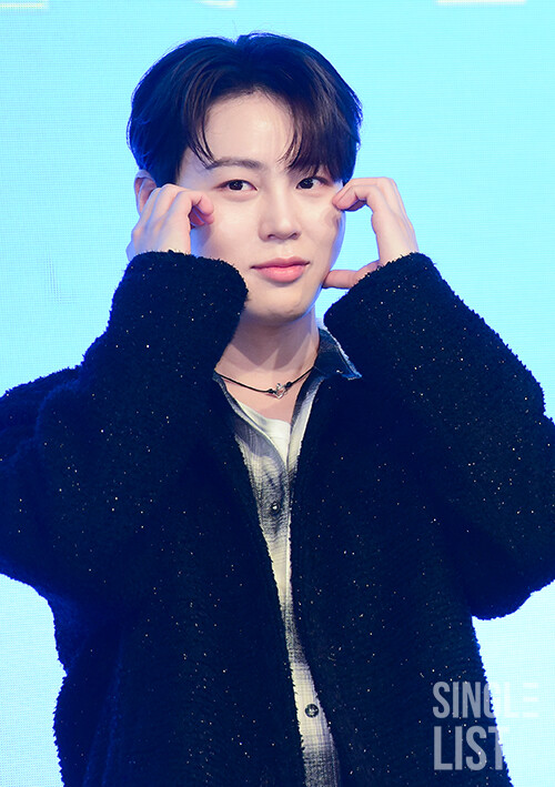 [포토] 하성운 '멋짐이 묻어나는 표정'