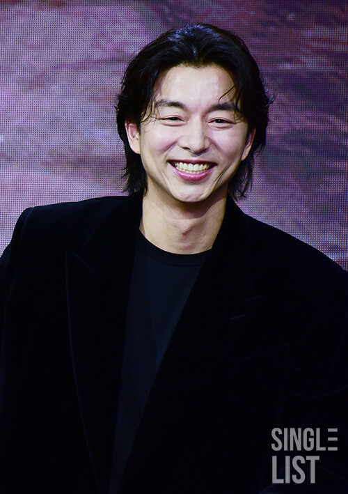 [포토] 공유 '부드러운 미소'