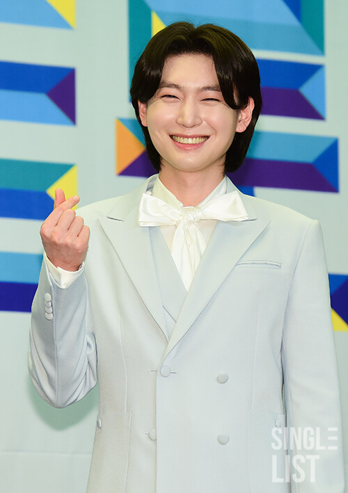 [포토] 김용빈 '러블리한 트롯 황태자'