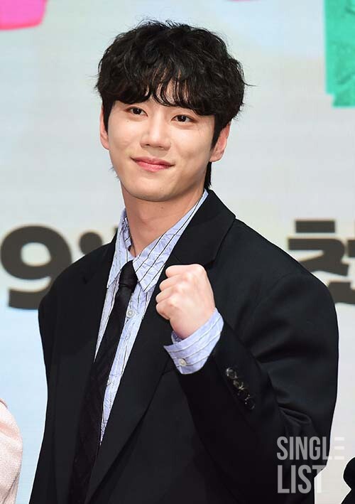 이준영, OTT 도장깨기…‘24시 헬스클럽’ 웨이브·韓디즈니+ 인기↑