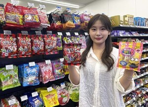 GS25, 500만개 팔린 ‘스윗믹스젤리’ 스핀오프 ‘콜라맛’ 선봬